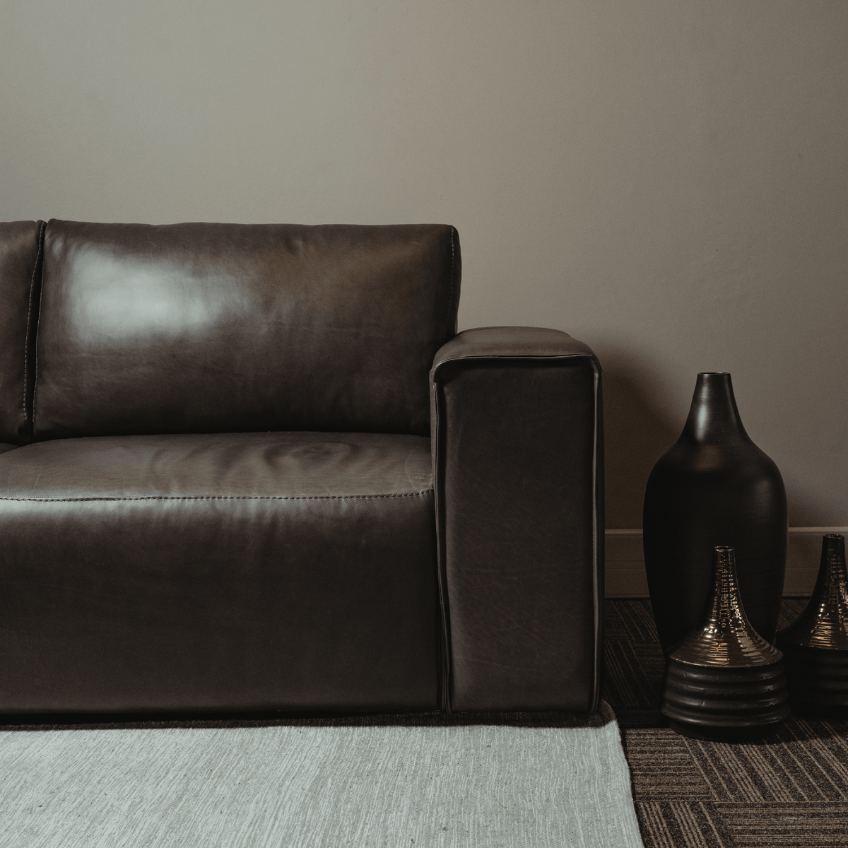 LOUNGE – Page 4 – Nictus Namibia